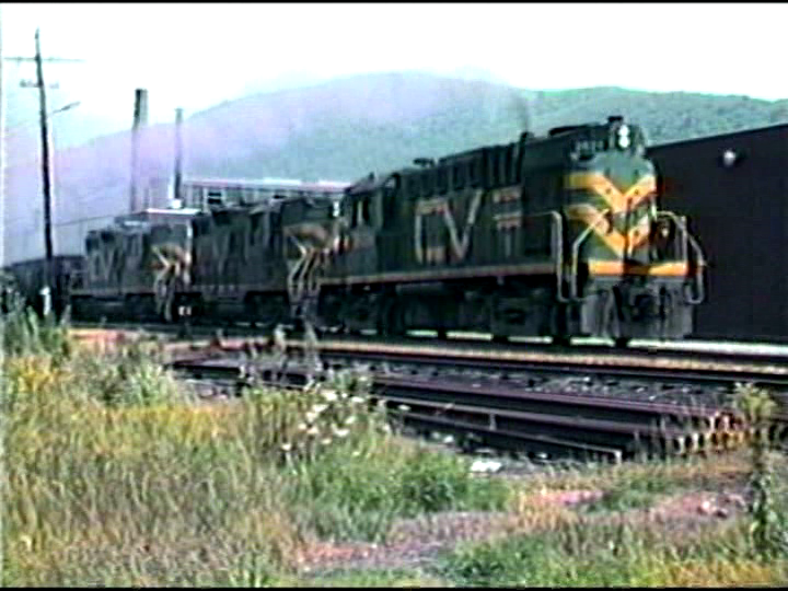 New England Rails, The 1980s, A Decade of Change – American Train Video ...