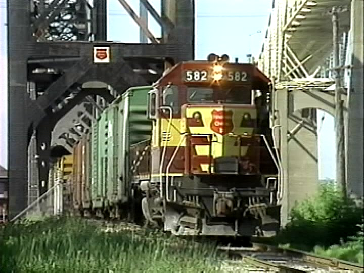 The Wisconsin Central – American Train Video Reviews