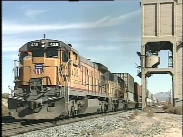 Union Pacific on the Sunset Route – American Train Video Reviews